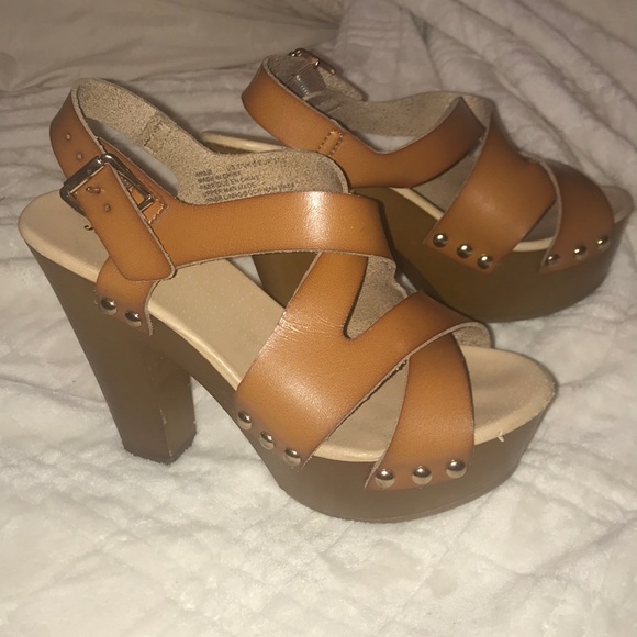 JustFab | Shoes | Cognac Platform Sandal | Poshmark